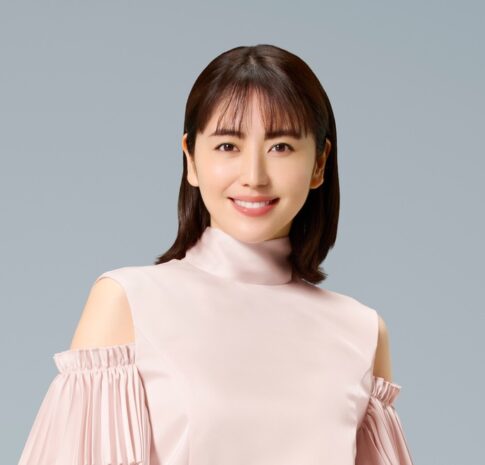 2025年「JRA」CM新メンバーに竹内涼真が加入！見上愛と競馬場での撮影に大感動 | ナイスコレクション